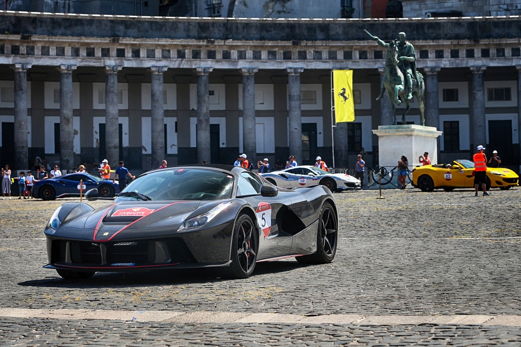 Ferrari Cavalcade 2019, Capri c'est fini - Motion Car
